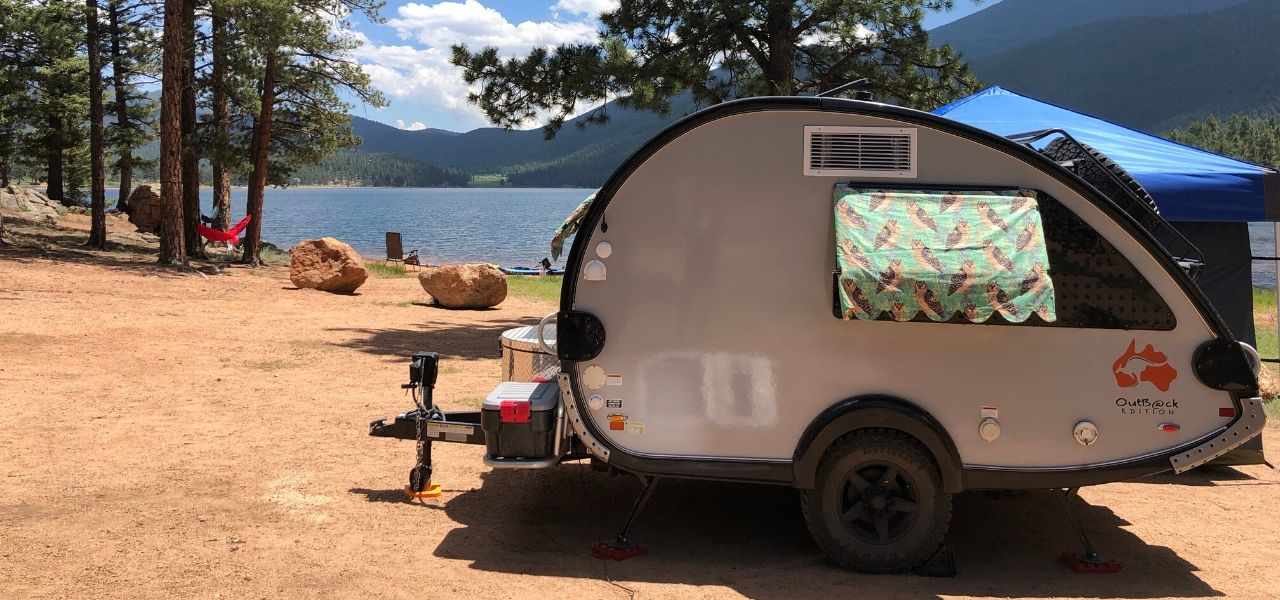 Winter RV camping: A guide for cold weather campers | Outdoorsy.com