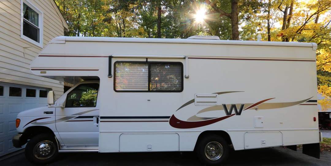 Guide to Driving a Class C Motorhome | Outdoorsy.com