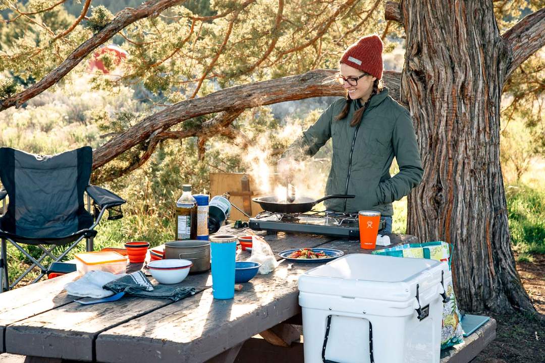 RV Cooking Tips: Healthy Eating on The Road | Outdoorsy.com